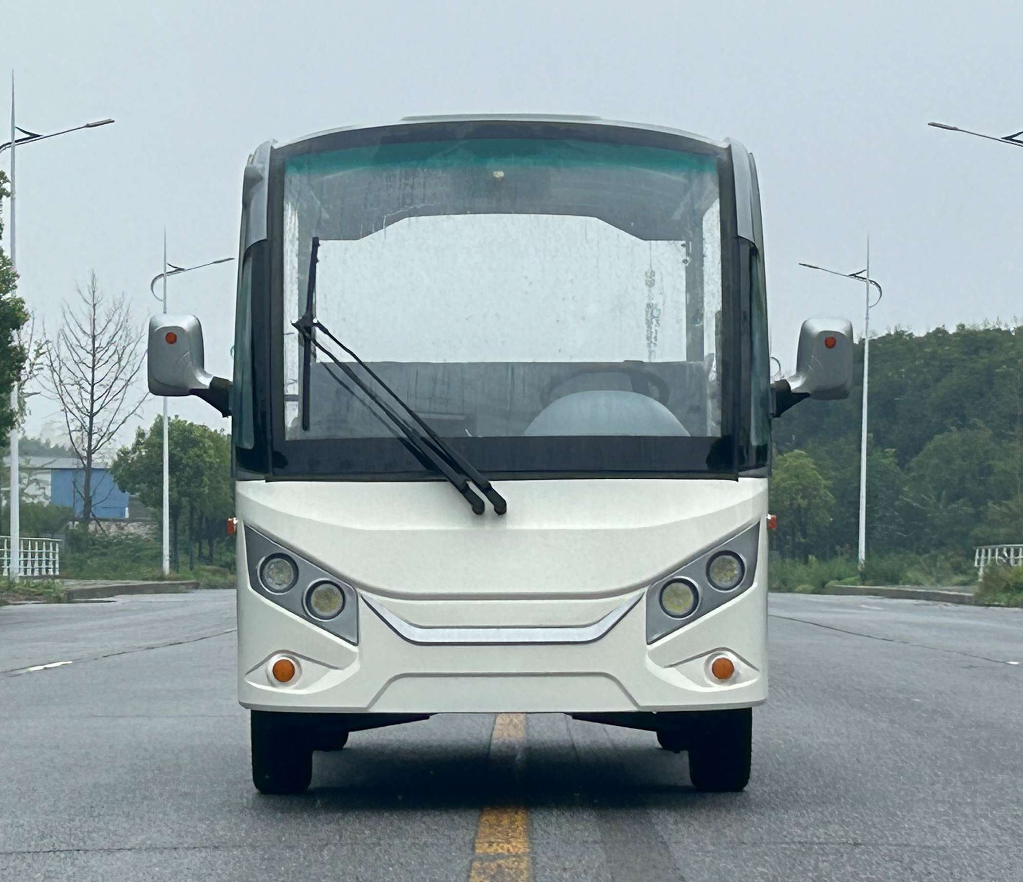 11-seater convertible 4 rows forward + storage box | BAK EV