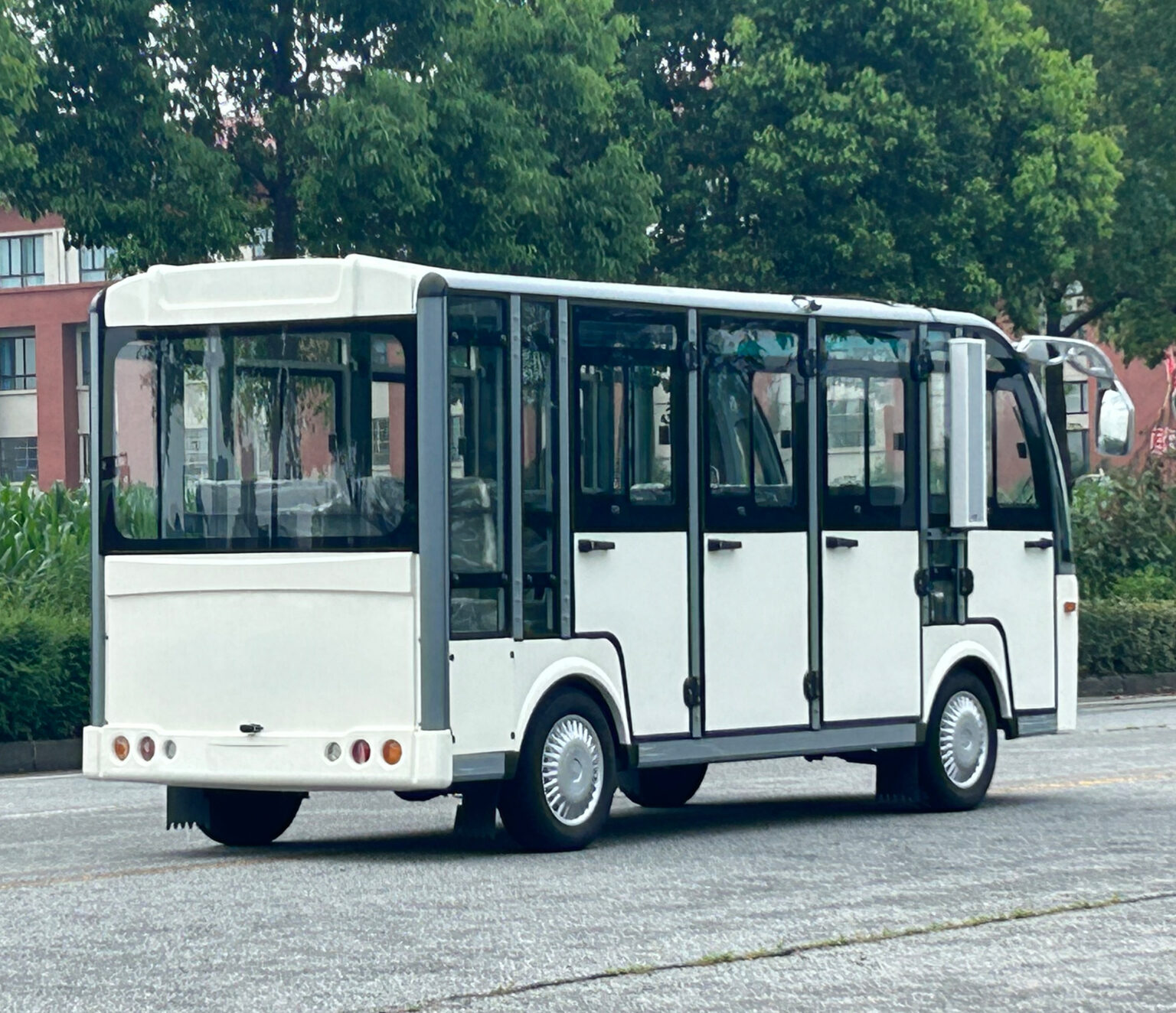 11 seater enclosed sightseeing car | BAK EV