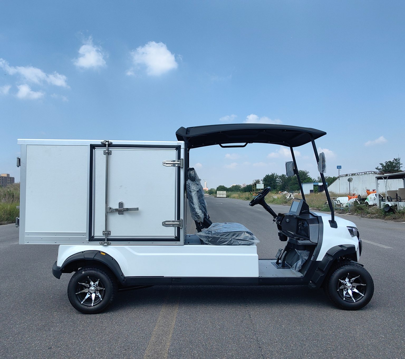 Electric Insulated Vehicle | BAK EV
